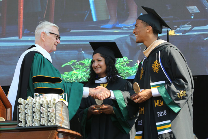 Commencement awards recognize commitment at W&M | William & Mary
