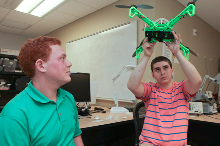 Introducing EPAD: An engineering-oriented curriculum track for William ...