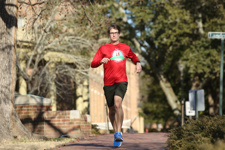 Running milestone earns W&M professor audience with popular comedian ...